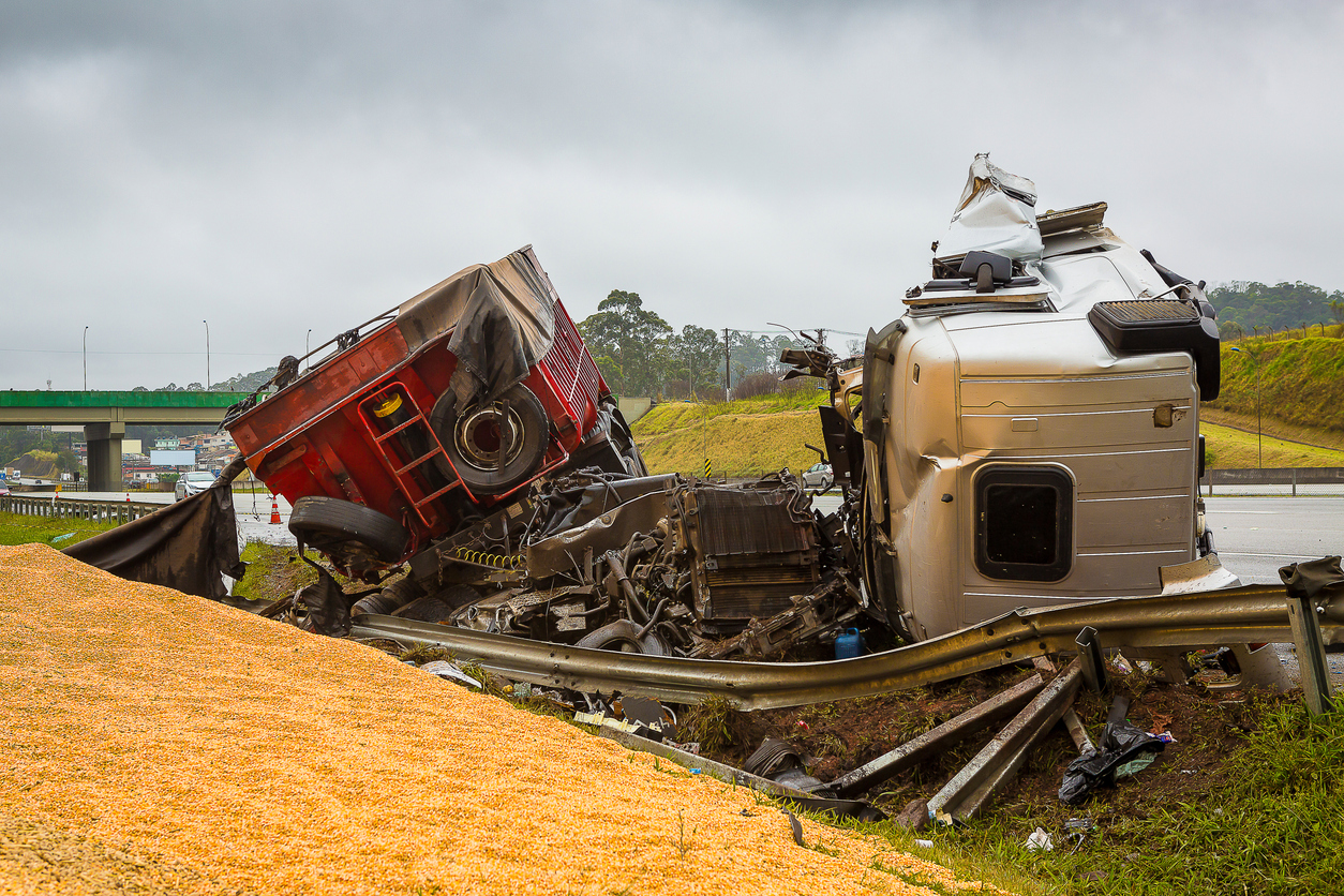 Steps to Take Immediately After an Overloaded Truck Accident in Auburn